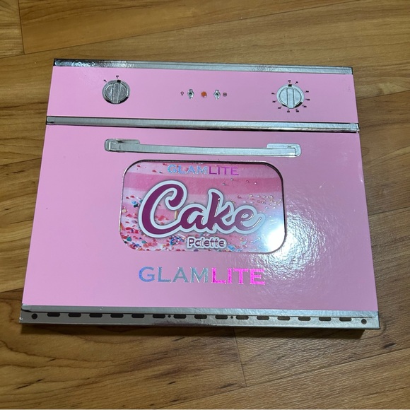 Glamlite | Makeup | Glamlite Cake Palette | Poshmark